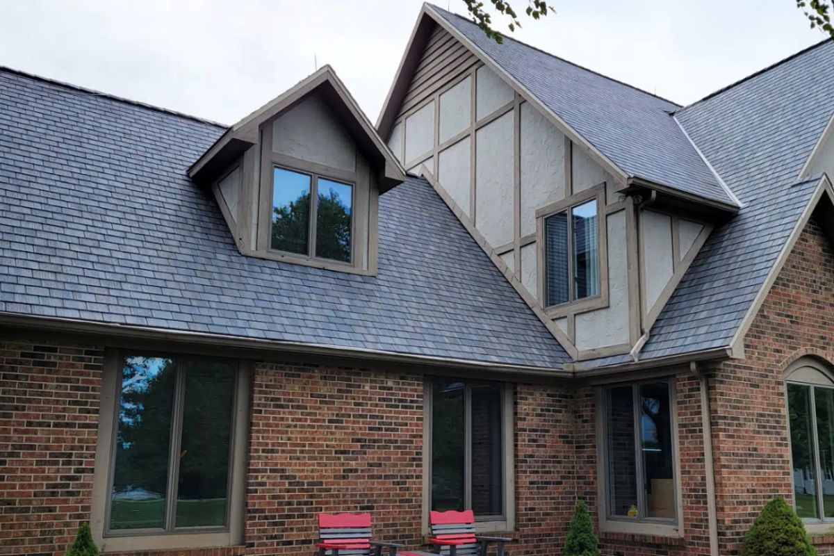 Choosing the Right Wind-Resistant Shingles for Your Home